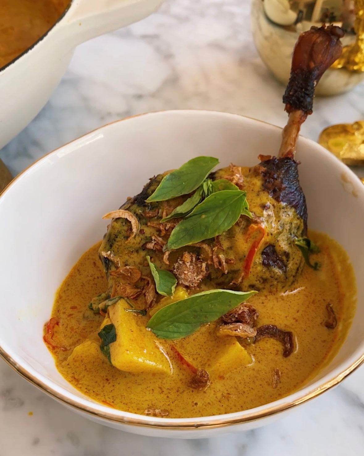 Duck Curry – Into The Sauce